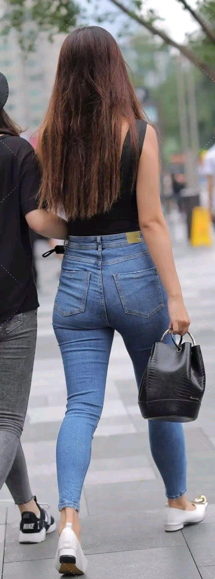 A well-proportioned woman is like a work of art, any more or less will ...