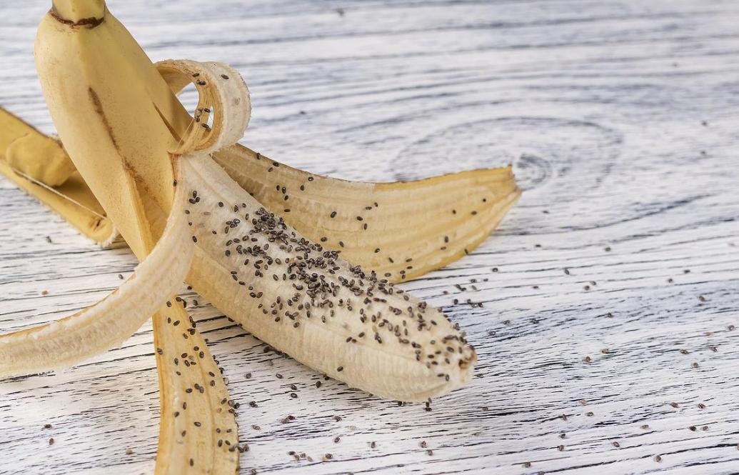 do you know? A banana is actually a fruit without seeds - iMedia