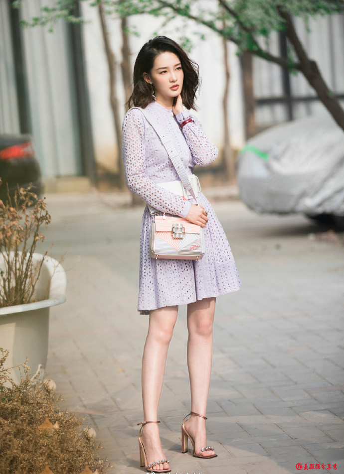 Li Qin's street style - iMedia