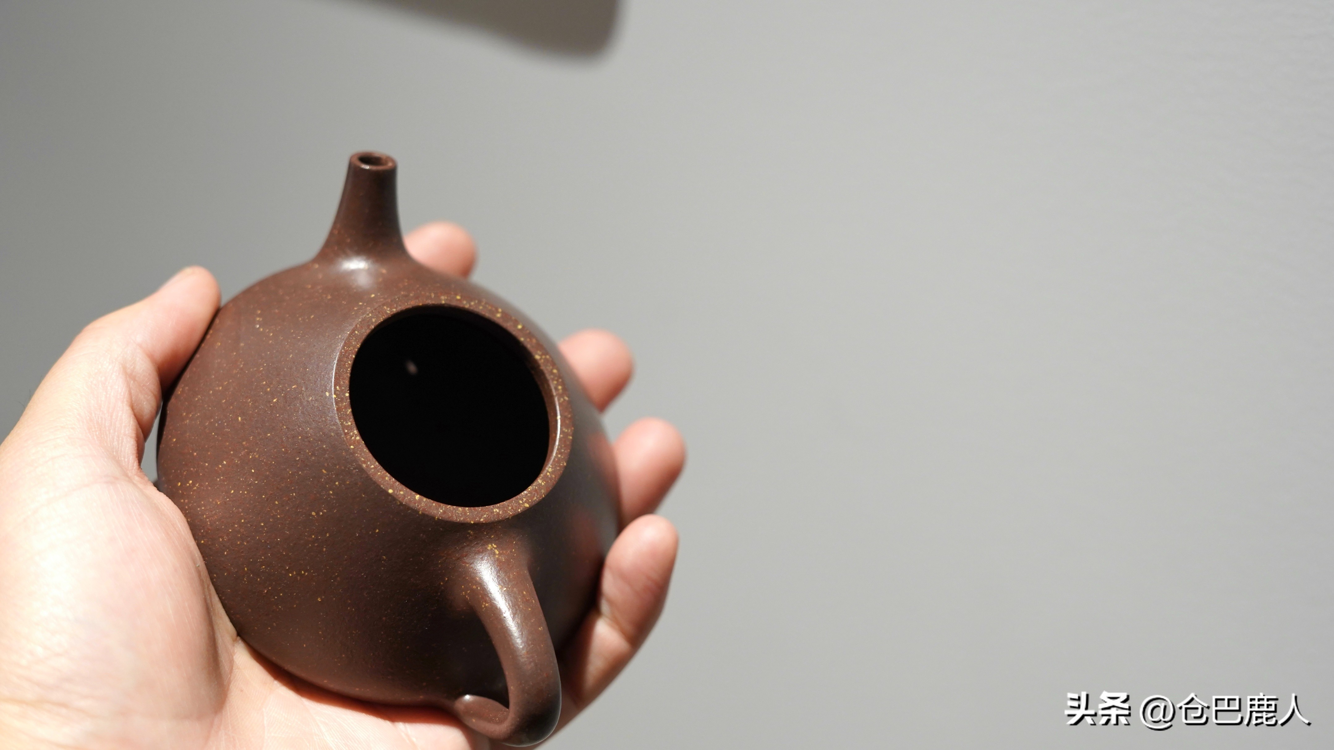 Ziye's Stone Ladle - iNEWS