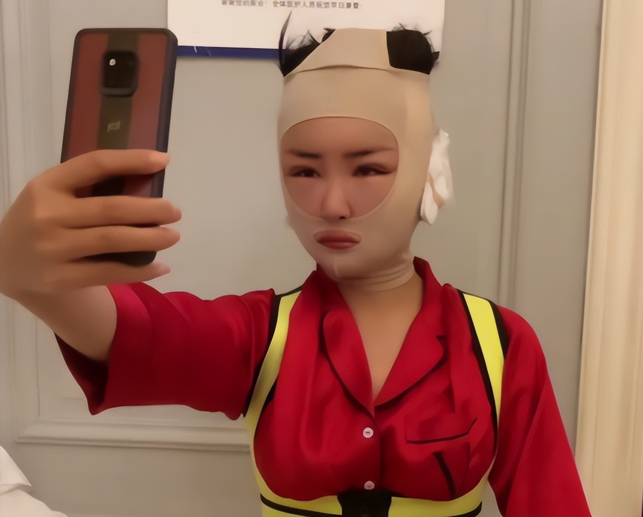 Jiaojiao revealed that she had spent nearly 10W of plastic surgery, and ...