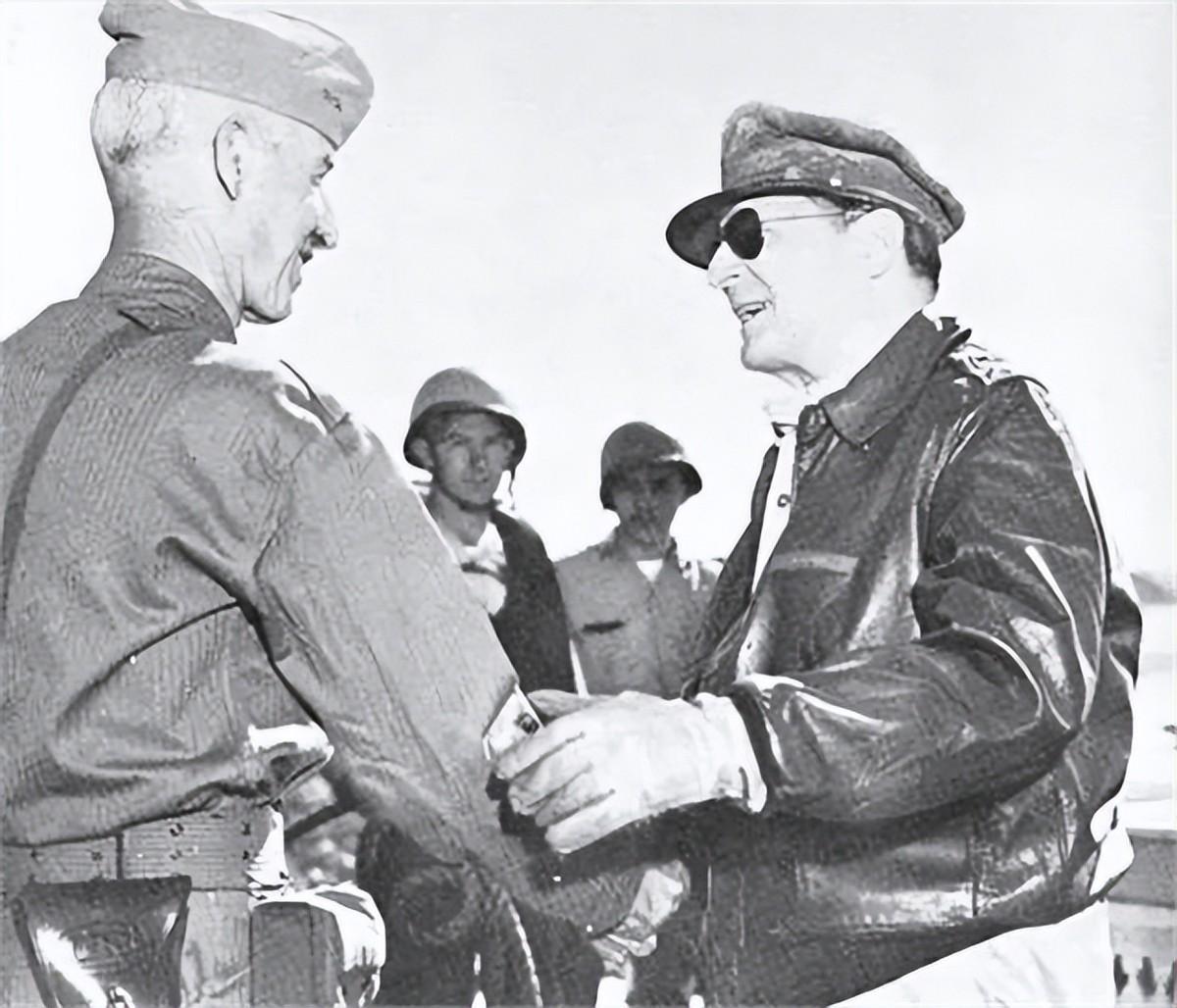 Smith, the commander of the First Marine Division, the most escaping ...