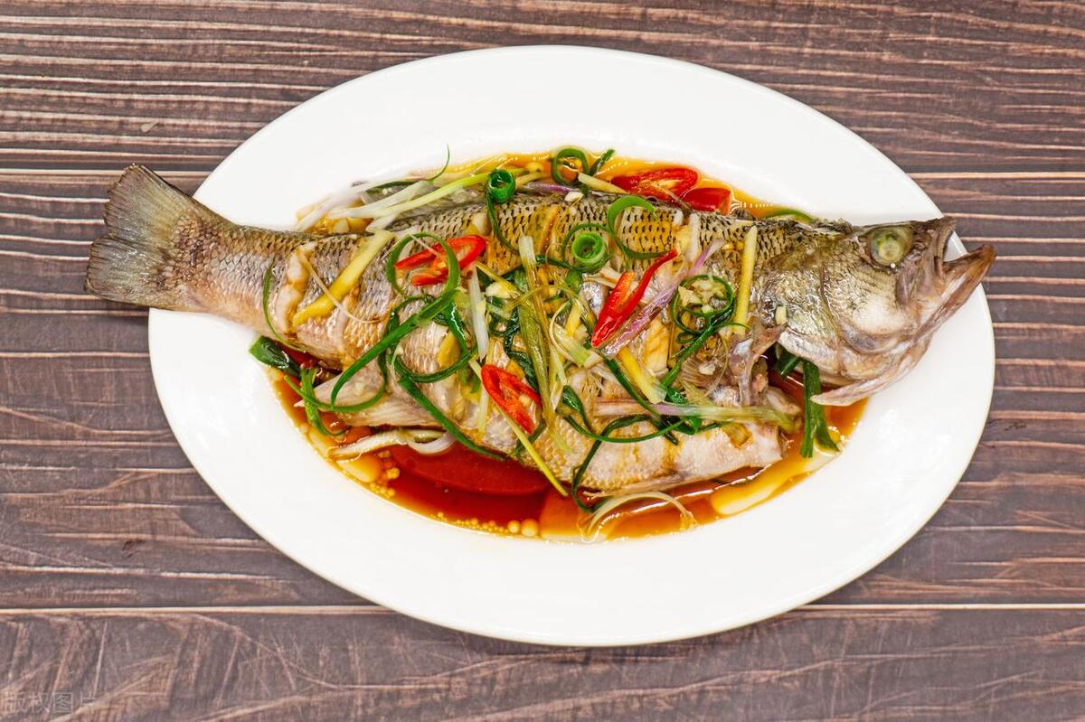 Want to make steamed sea bass delicious? Don't forget these two steps ...