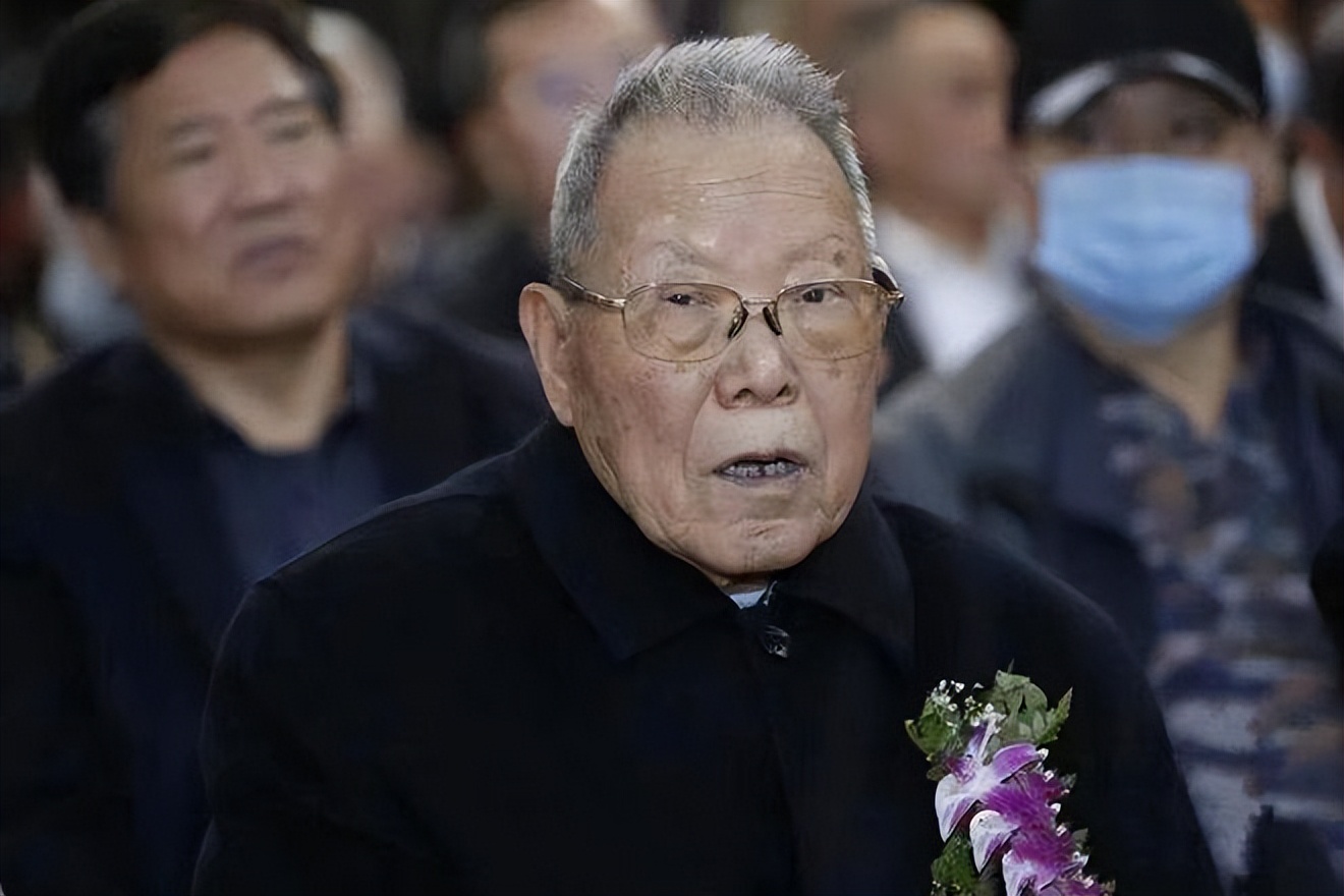 Pulling Zhang Panorama, the old minister - iNEWS