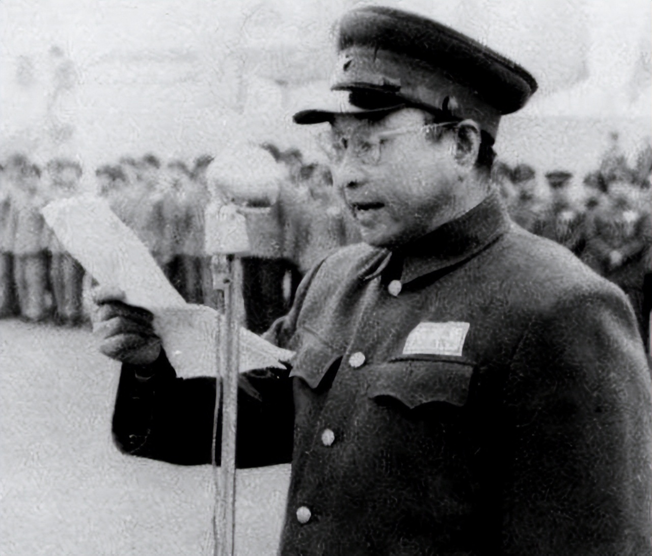 In 1955, Chen Geng called Su Yu, who was recuperating, and said angrily ...
