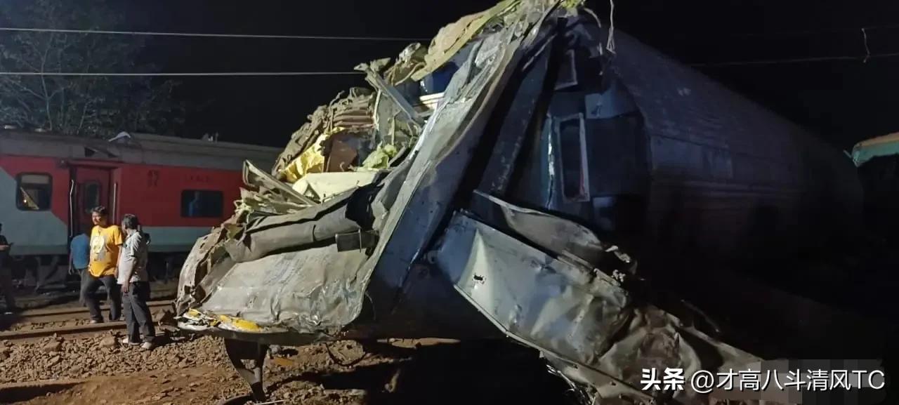 Indian trains derailed and collided, poor infrastructure may be one of ...