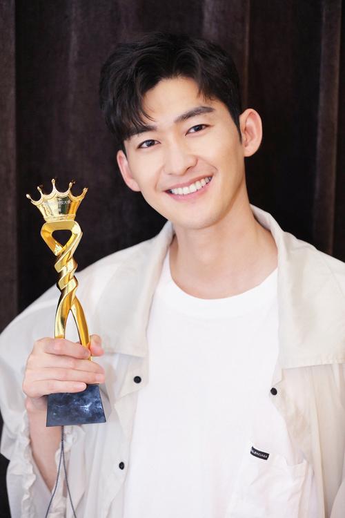 unexpected! In 1984, Zhang Han monopolized the top ten half of the TV ...
