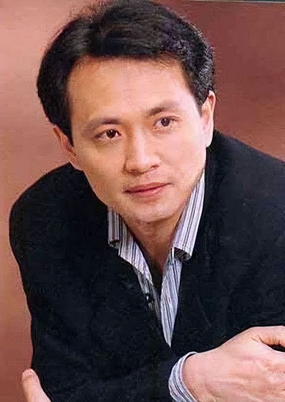 Ding Zhicheng: He gave up marriage for his buddy, but "disappeared ...