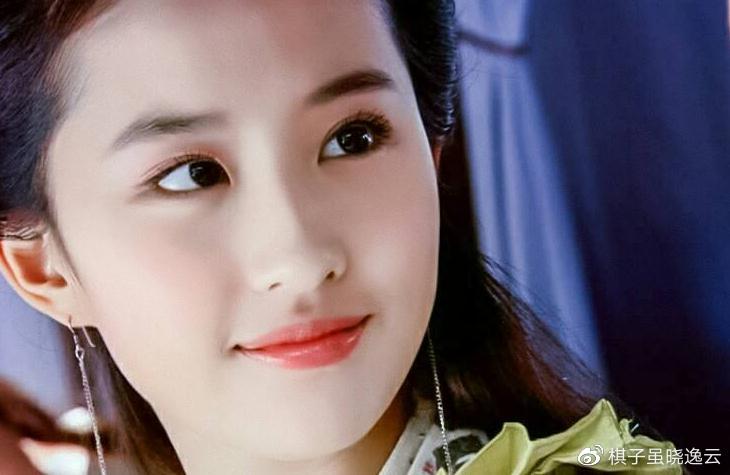 Liu Yifei, such a beautiful face, a very strong and stubborn heart - iMedia