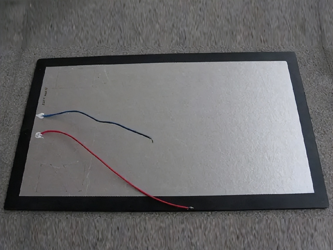 Glass-ceramic heating plate - iNEWS