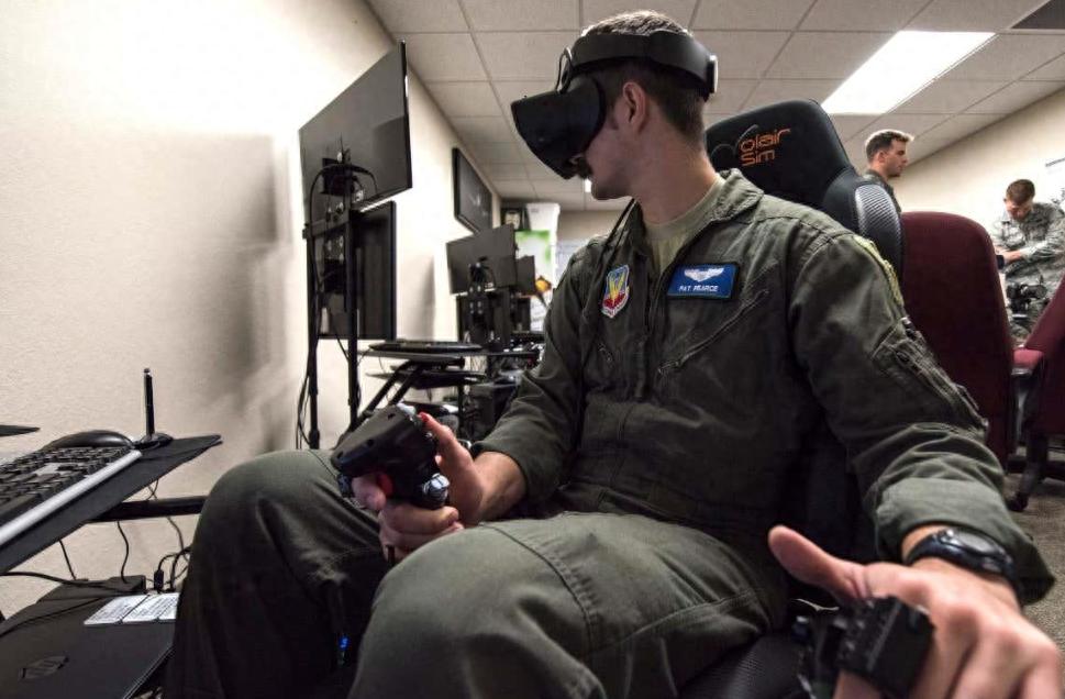 Once a war breaks out, the United States has about 80,000 pilots ready ...