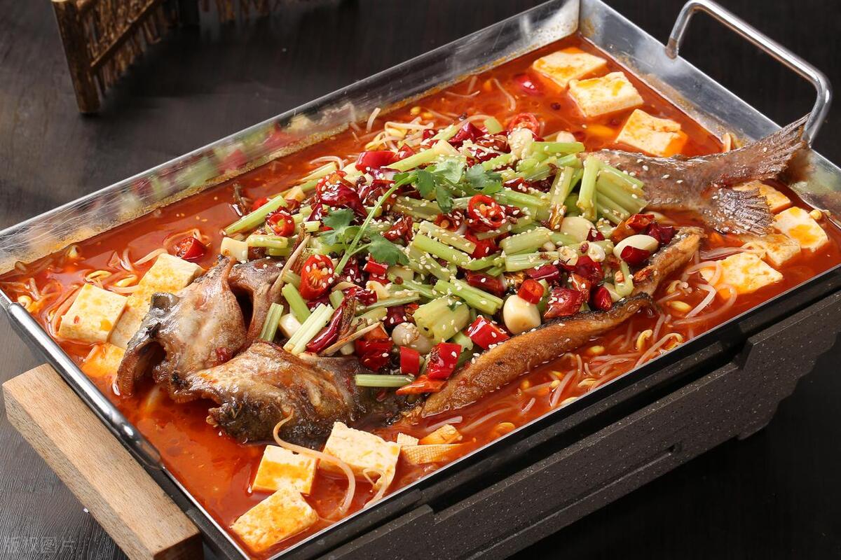 The strange female corrupt official kept 15 little fresh meats in ...