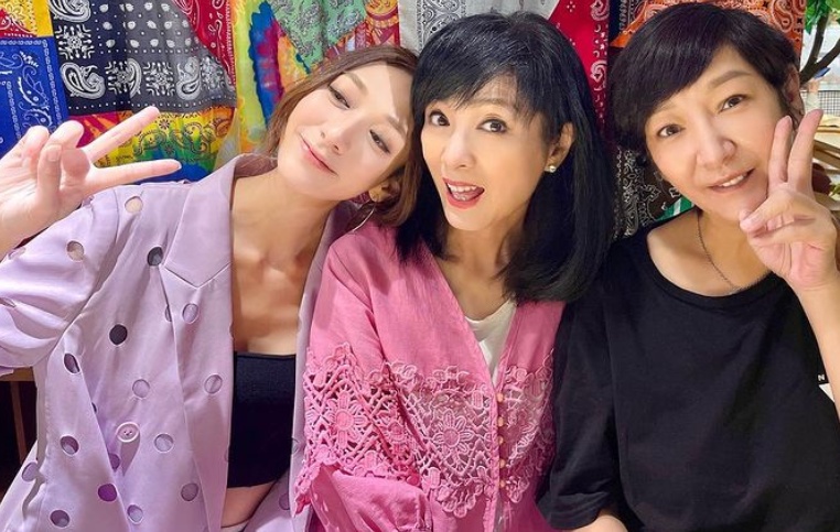 Sydney celebrates her sister Mi Xueqing's 67th birthday!Daughter shows ...