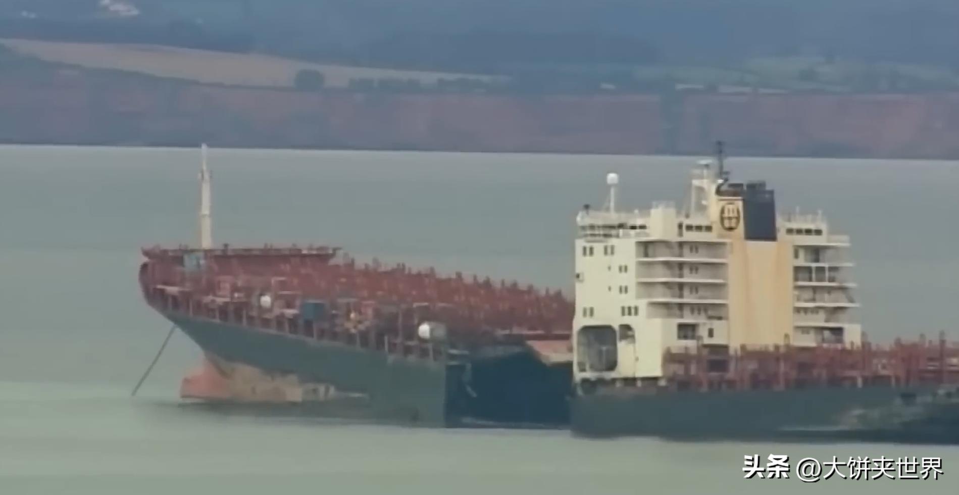 Shipping disaster! The container ship was cut off in the middle, 5000 ...
