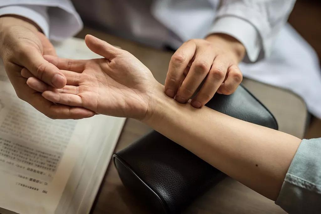 Examples of Experienced Cases of Using Yin Deficiency Theory to Treat ...