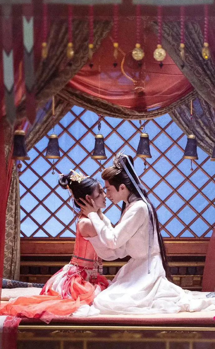 Bailu and Luo Yunxi are married, they are so beautiful together, have you watched Till The End ...