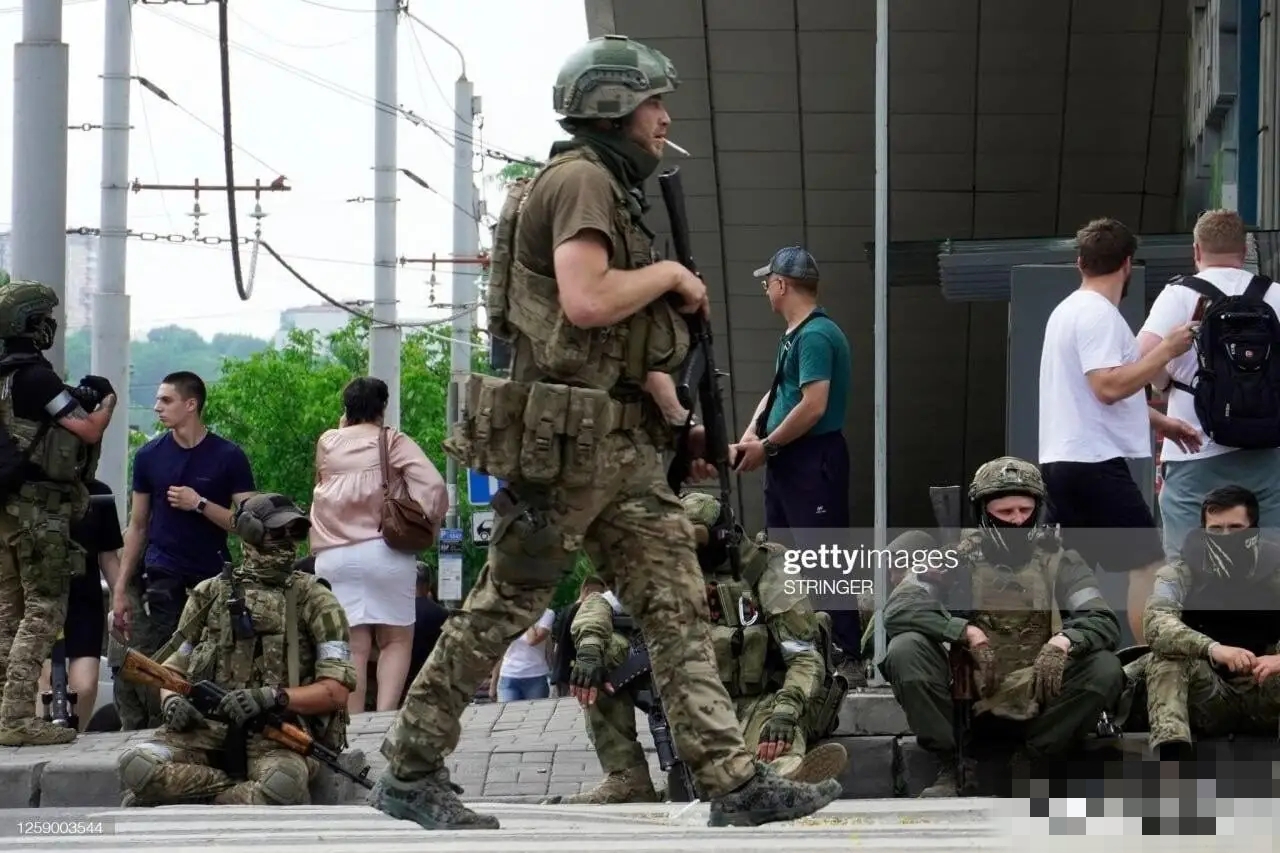 The Russian mutiny exploded again, Sulovkin was arrested suddenly, and ...