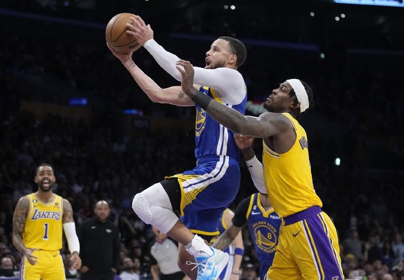 3-1! The Big Three hit 71+26+12, Curry scored 30+ triple-doubles, and ...