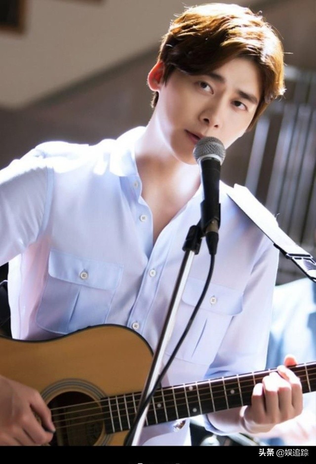 Li Yifeng's singing genes are sprouting again, but he is not very ...