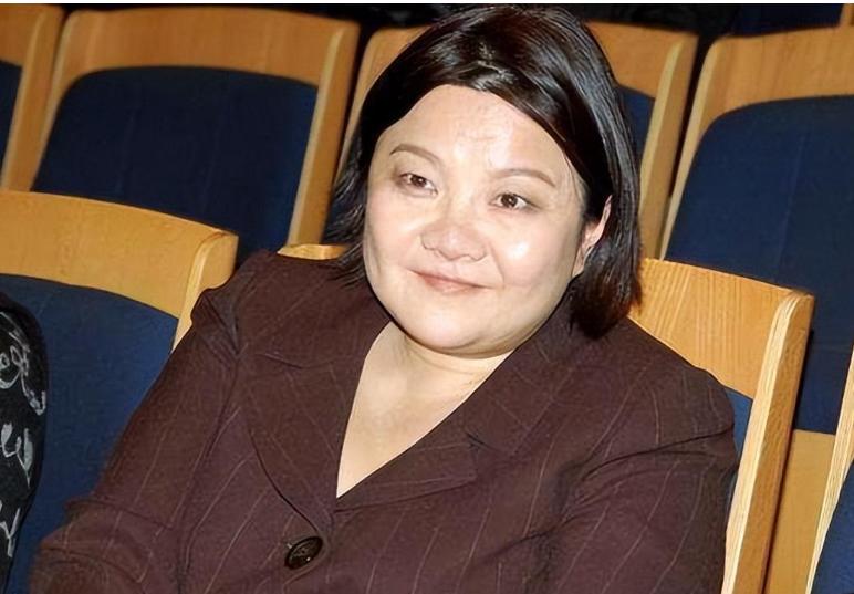 I can't hide it anymore! The astonishing background of "Real Gege in ...