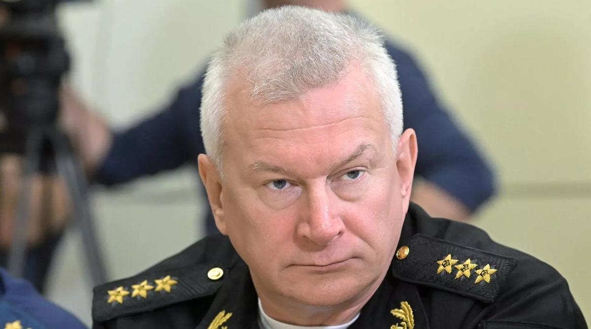 The commander of the Russian Navy visited China and went to Shanghai to ...