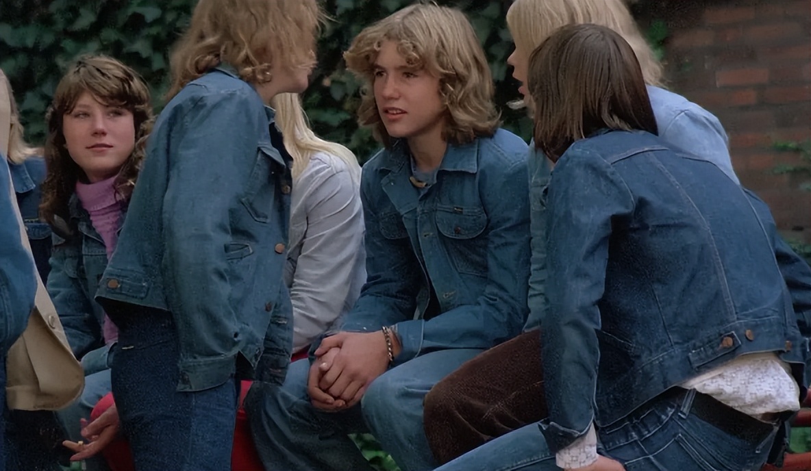 The world of adolescent boys, rebellious but kind, Marianne Gross helps ...