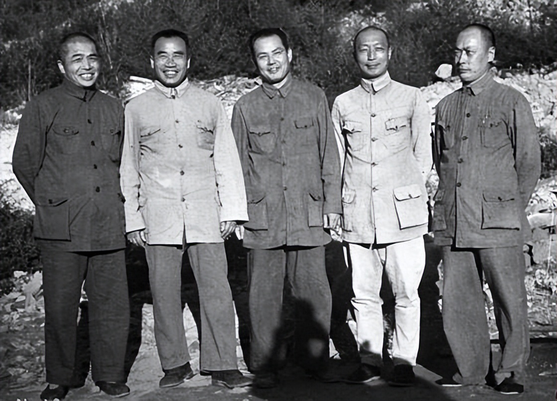 In the battle against Vietnam, Zhang Wannian swept the enemy army, Xu ...