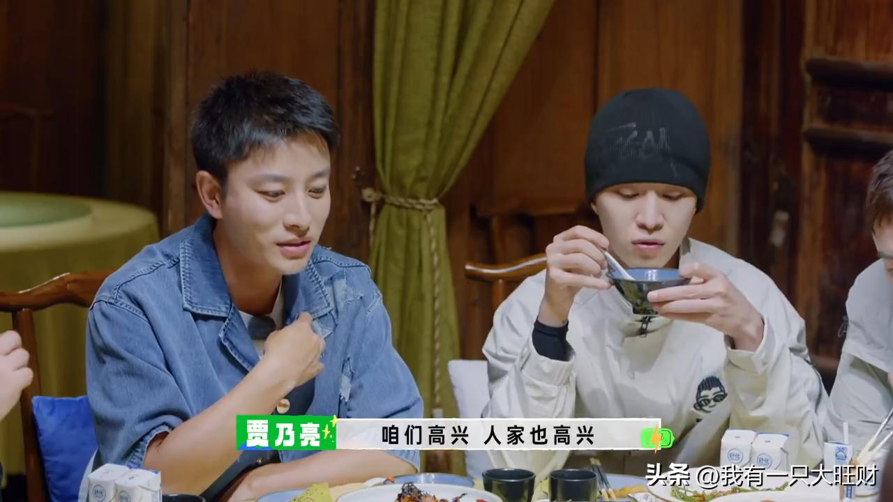 "Let's Go Now" Jia Bing showed off his culinary skills, Shen Teng ...