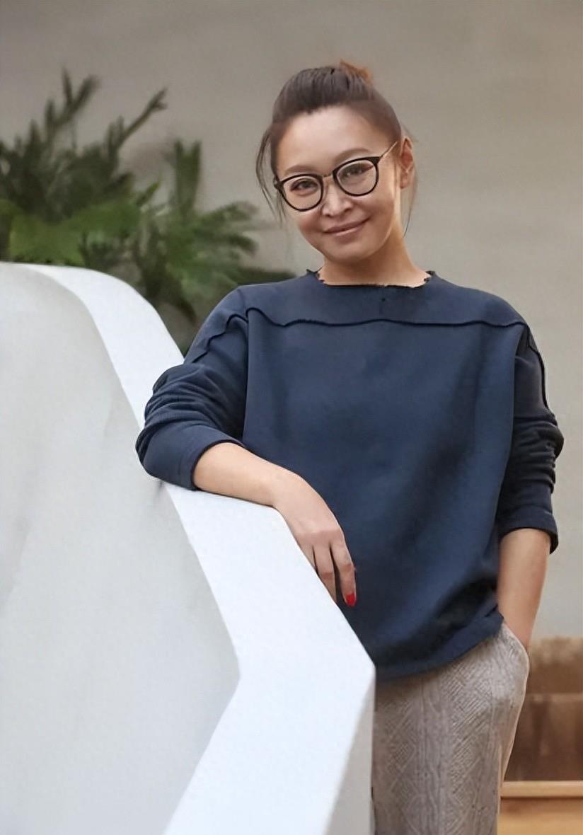 What a beauty! Liu Tianchi: Married to male god Zu Feng for 13 years ...