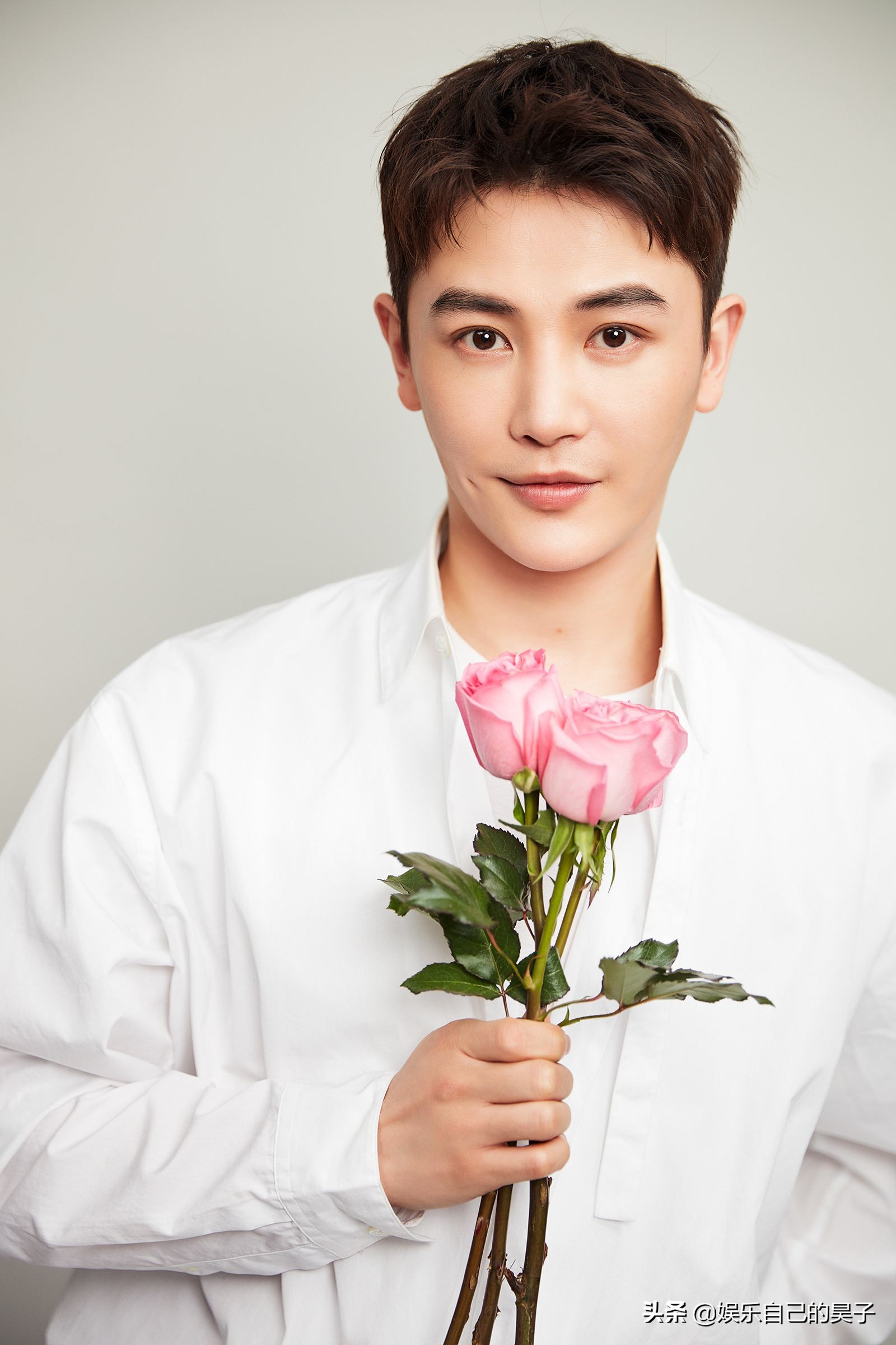 Wang Ou and Pan Yueming's new TV series "Agreement to a New Home" is ...