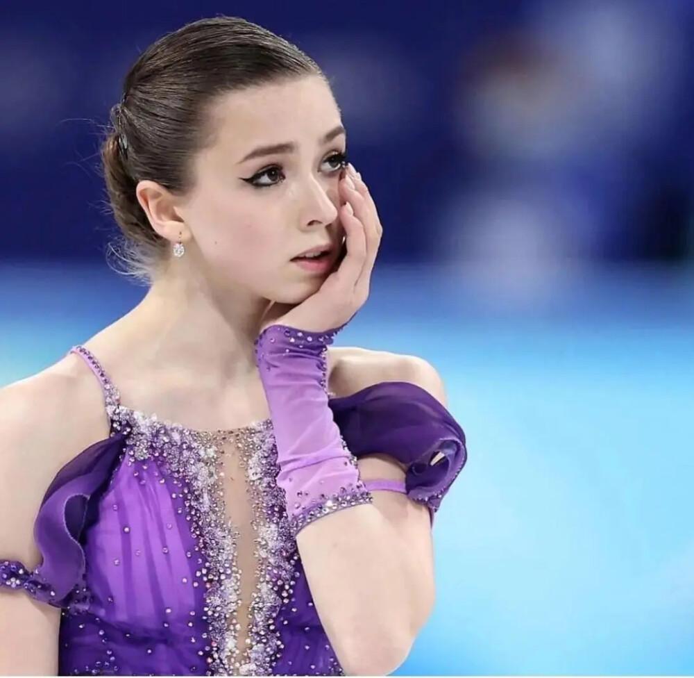 A big change, the beautiful figure skating girl Valieva subverts her ...