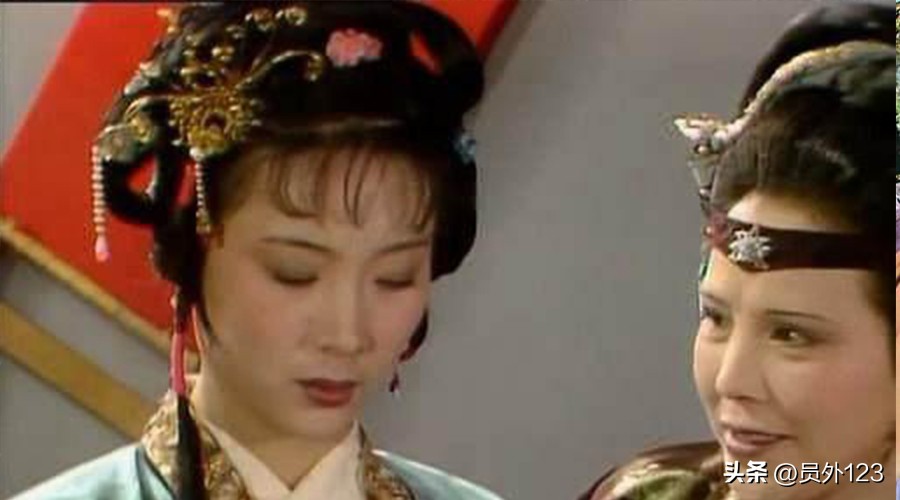Zhang Sheng reads Thirty-six of the Red Chamber: Mrs. Xing, although ...
