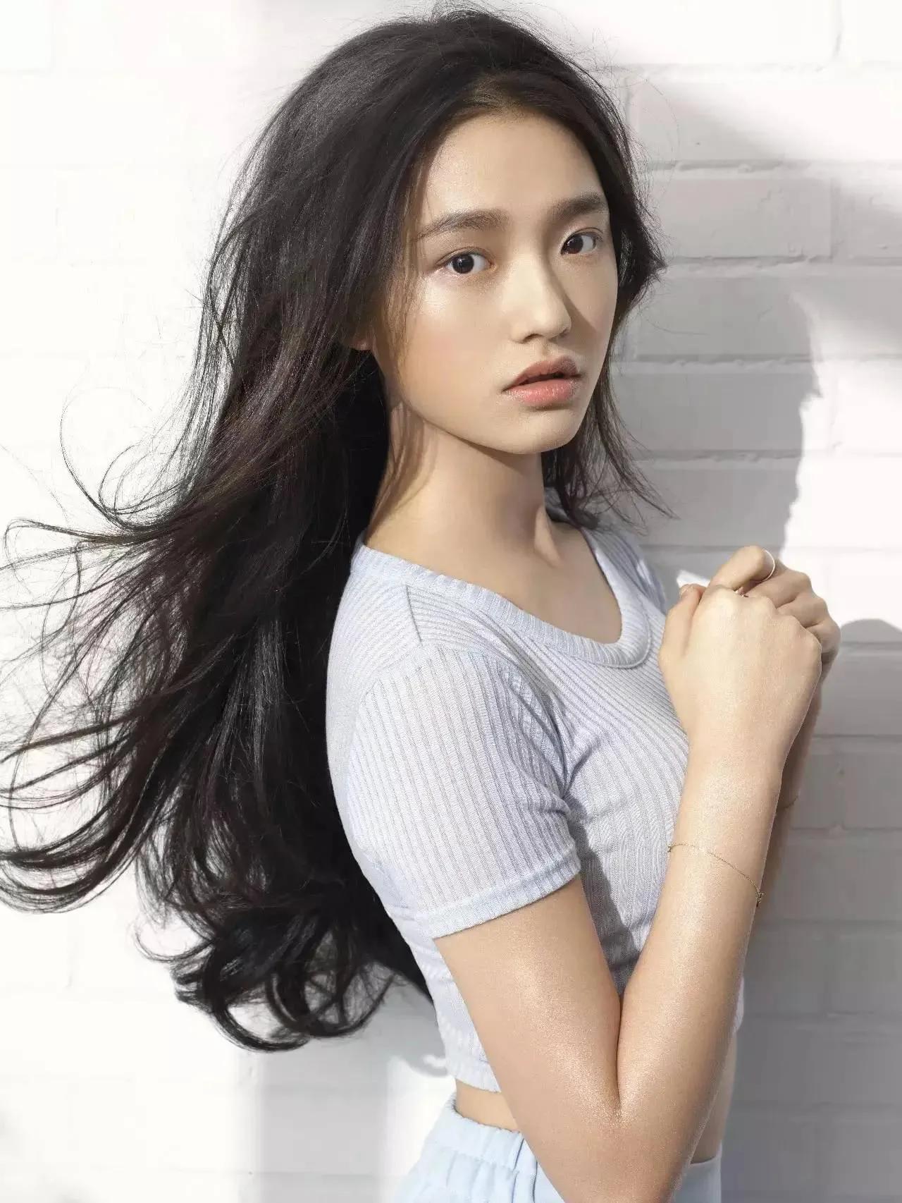 Lin Yun, Appreciation of Meitu Series - iNEWS