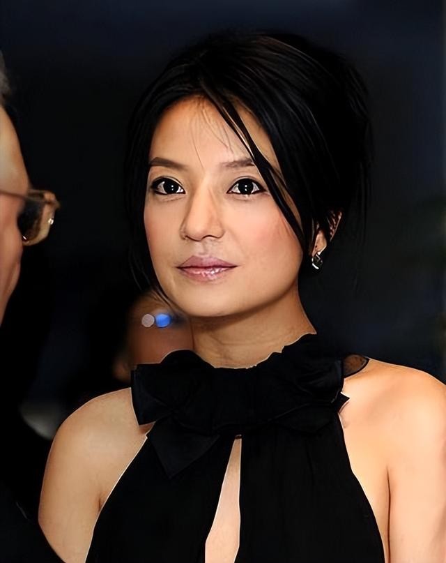 From "Chinese Superstar" to "No Such Person", the 47-year-old Zhao Wei ...