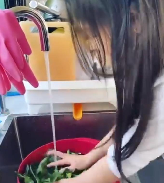The current situation of Zhong Liqi's two daughters, the 11-year-old ...