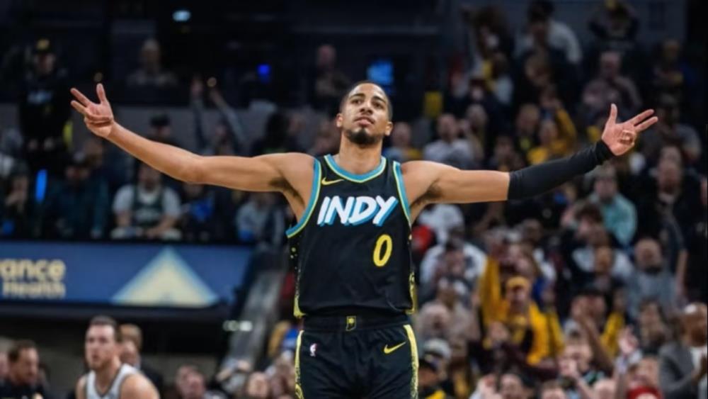 The new NBA point guard god is born! Haliburton is more magical than ...