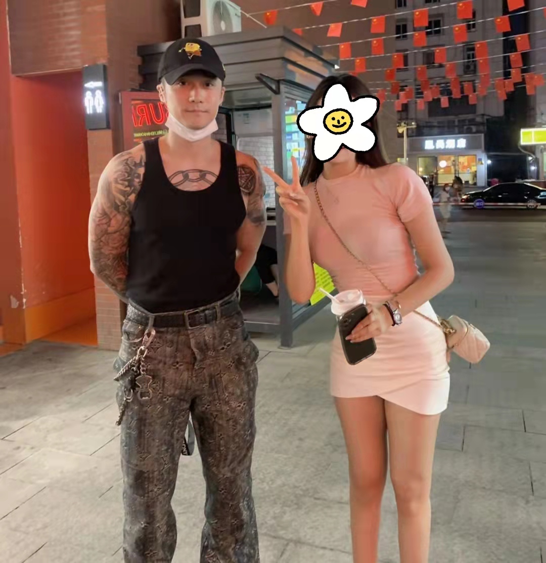 The female netizen met Jiang Jinfu by chance, but she was not beaten for teasing, and praised ...