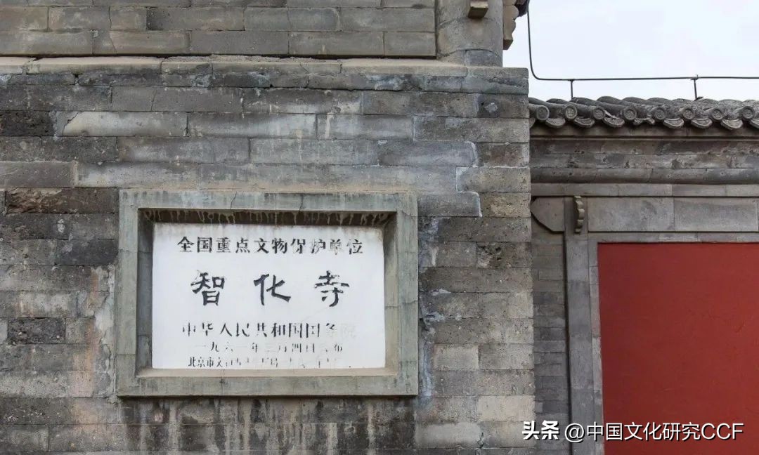 How spectacular is a eunuch's family temple? it's full of babies - iMedia