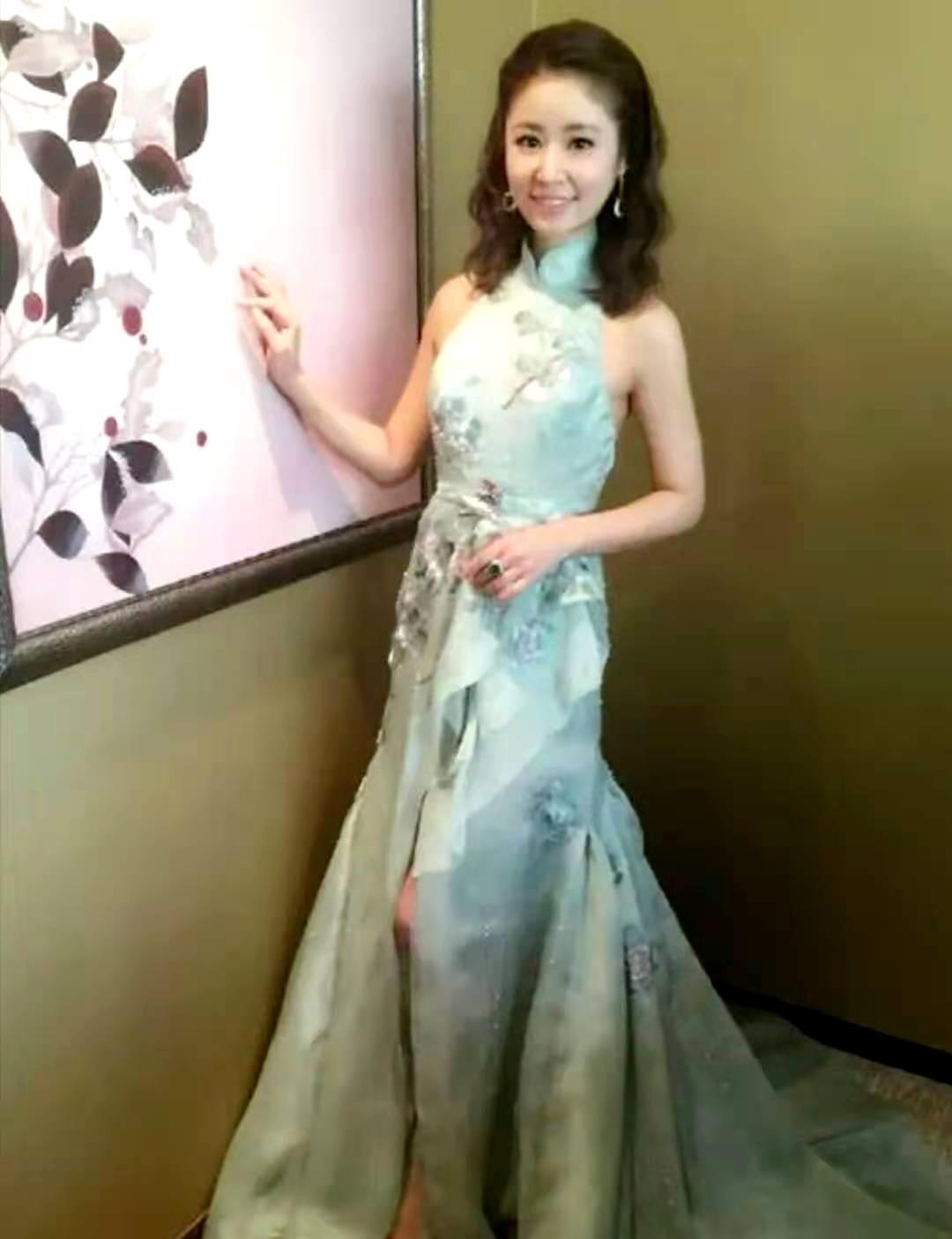 Yang Lan wears a cheongsam too dignified and easily beat Ruby Lin! It's ...