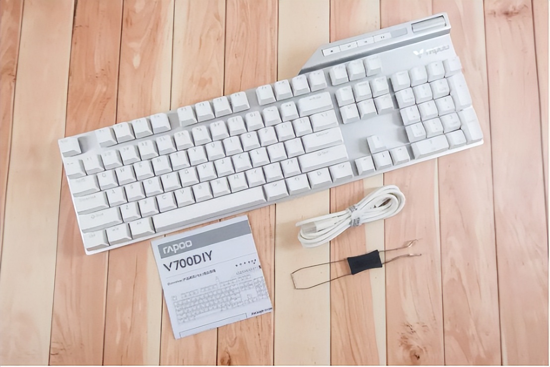 Popularization of customization, self-developed fast silver switches, hot-swappable support ...