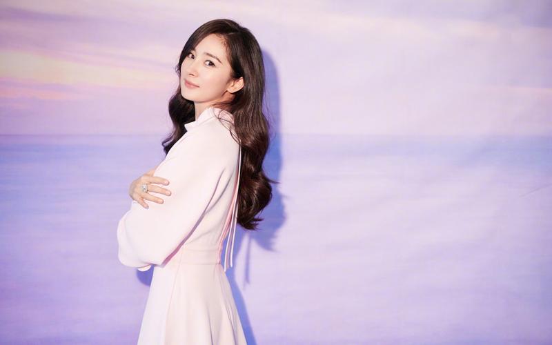Small gossip: Yang Mi, Luo Yunxi, Wu Qian, Zhou Dongyu, Ju Jingyi, Jing ...