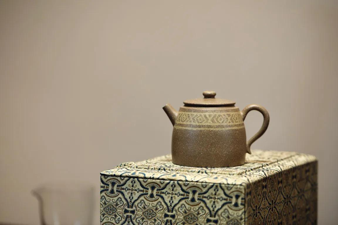 Purple clay, blue stucco, azure clay - iNEWS