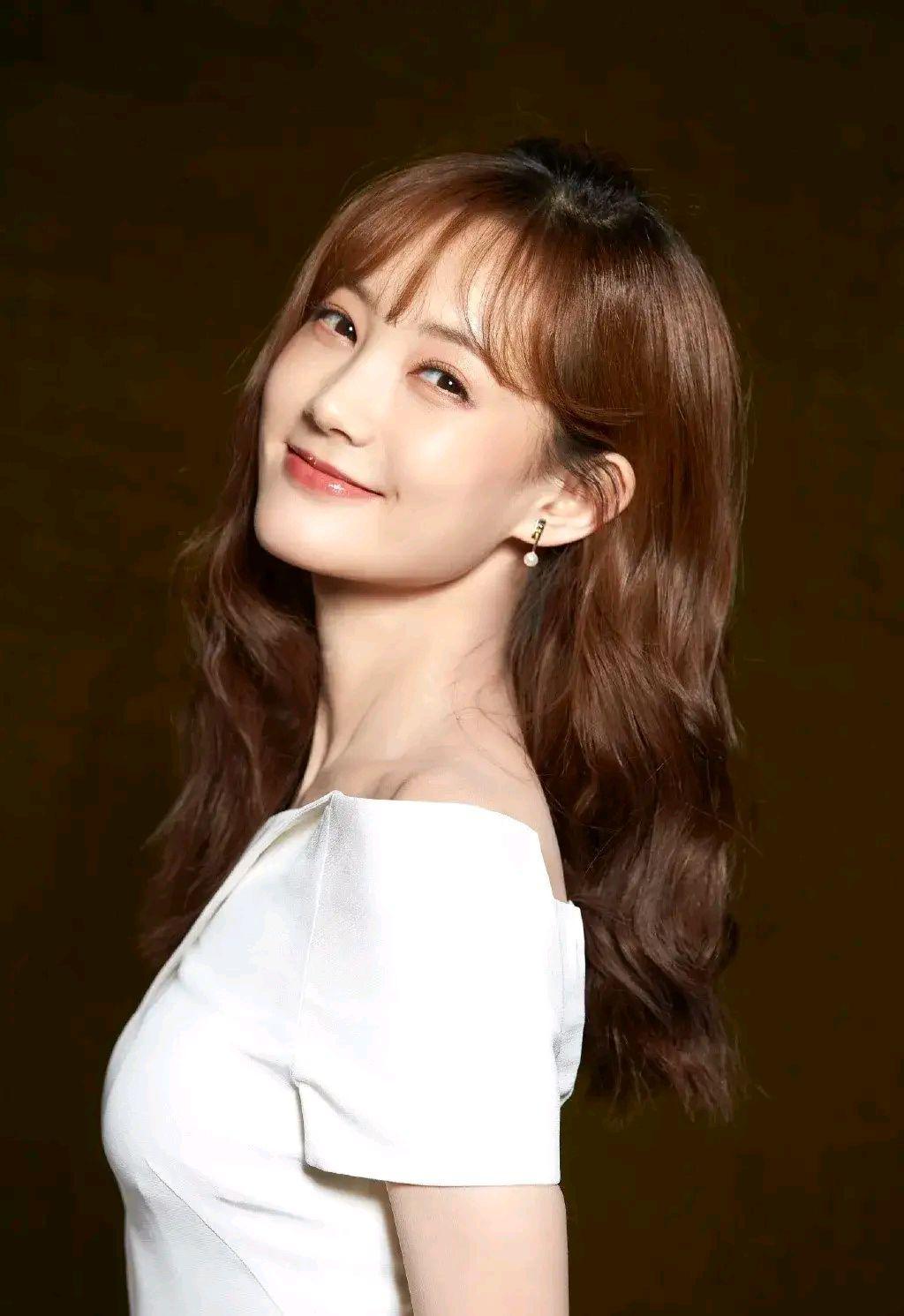 Li Yitong resigned as the heroine of "Flame of Wu Geng Ji", and the ...