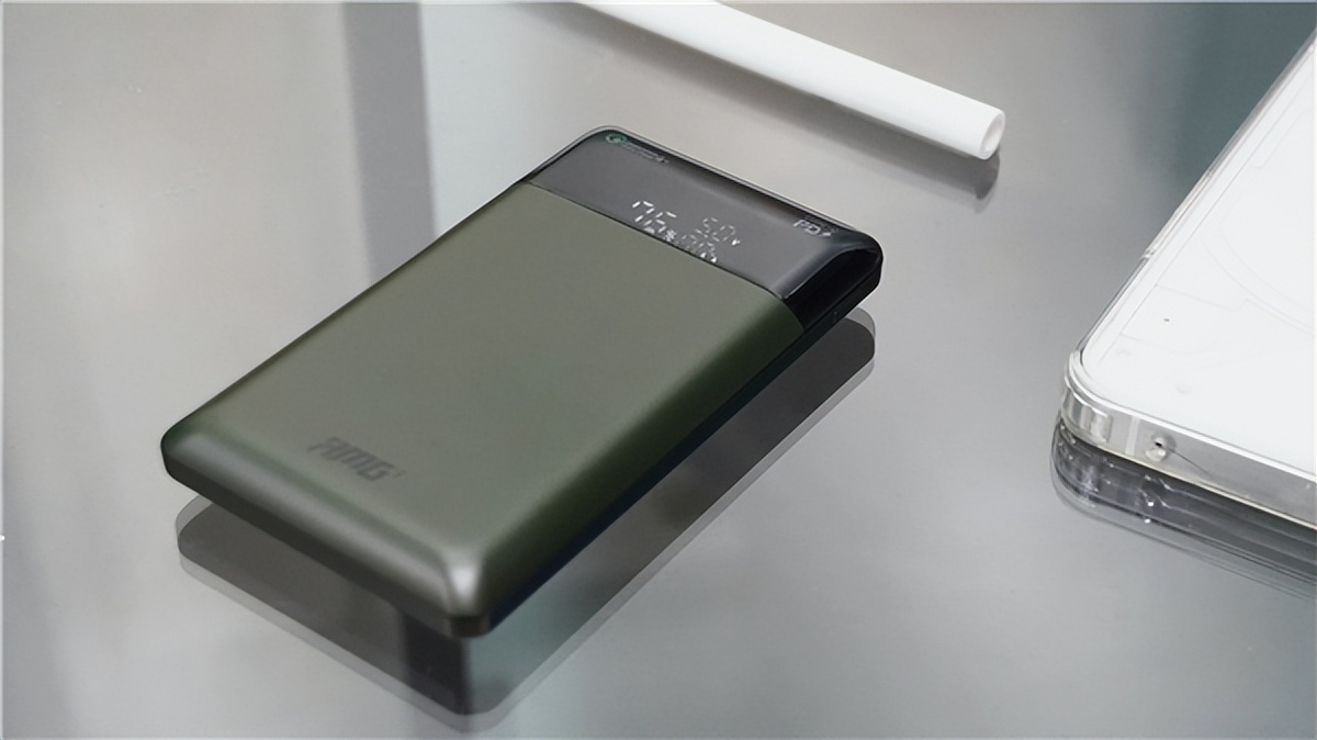 AMG-CT Ex6 SS power bank: bring more convenience to your camping trip ...