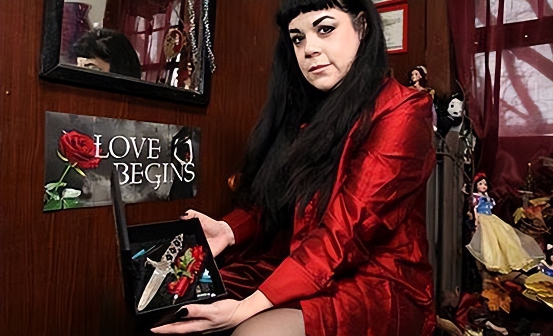 The live-action vampire, the woman and her husband have been sucking 3 ...
