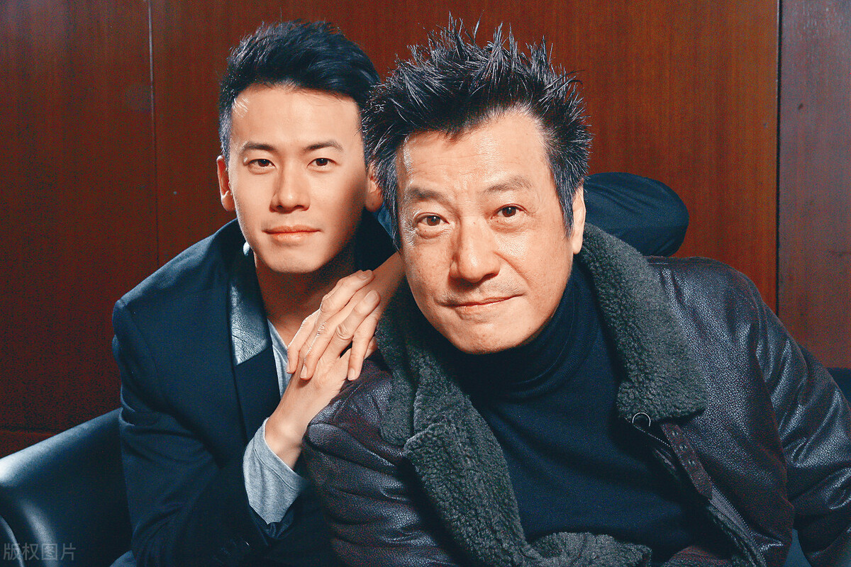 Hong Kong actor Shi Xiu's daughter-in-law Lin Youwei took a swimsuit photo for half a year of ...