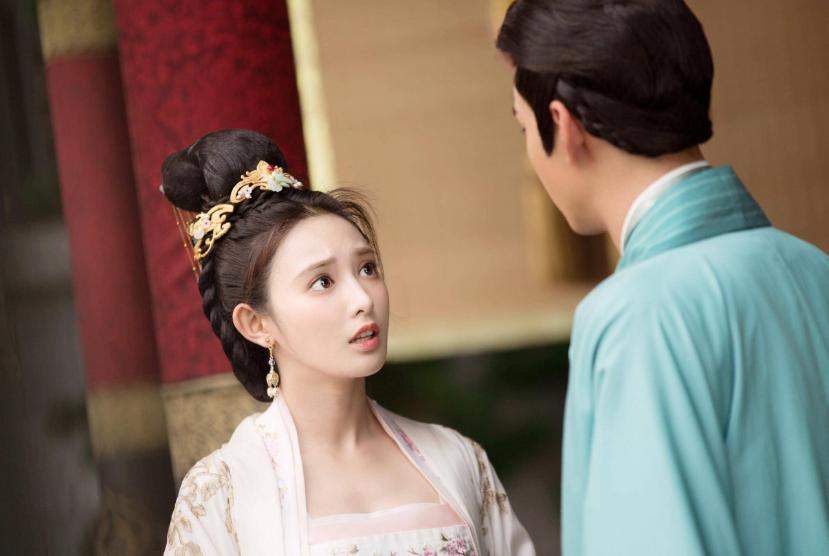 Why did Qianlong kill two important court officials in the Battle of ...