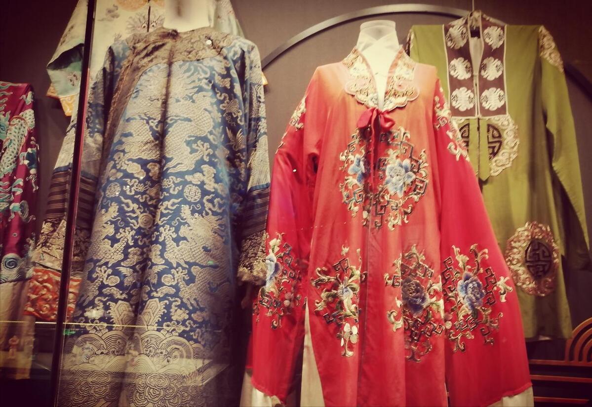 Clothing and Beauty Customs in Inheritance Culture (1) - iNEWS