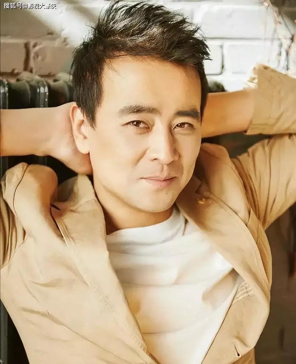 From a naughty kid to a star, what did Luo Gang go through on his acting career? - iNEWS