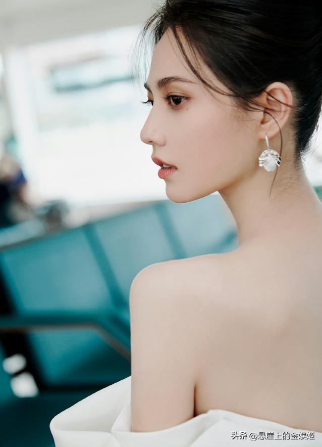 How important is an actress' looks? "Under the Stranger" Wang Yinglu and Jiang Peiyao put ...